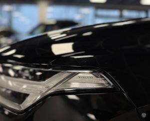 Melns Volvo XC90 2015 Klaipėda, ar dzinēja tilpumu 1.97 L un nobraukumu 349 tūkst. km par 18900 €, foto 21 vietnē AUTOMOTO.COM.LV