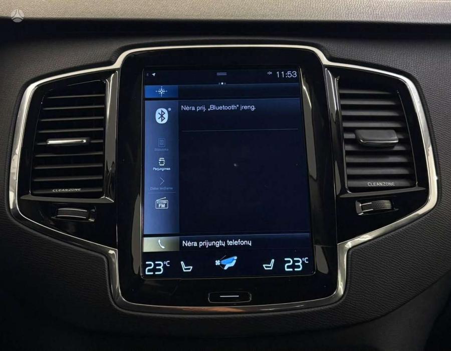 Melns Volvo XC90 2015 Marijampole, ar dzinēja tilpumu 1.97 L un nobraukumu 304 tūkst. km par 17250 €, foto 13 vietnē AUTOMOTO.COM.LV
