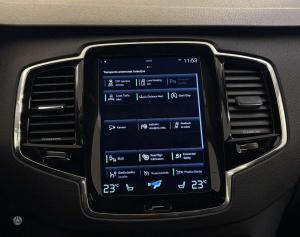 Melns Volvo XC90 2015 Marijampole, ar dzinēja tilpumu 1.97 L un nobraukumu 304 tūkst. km par 17250 €, foto 14 vietnē AUTOMOTO.COM.LV