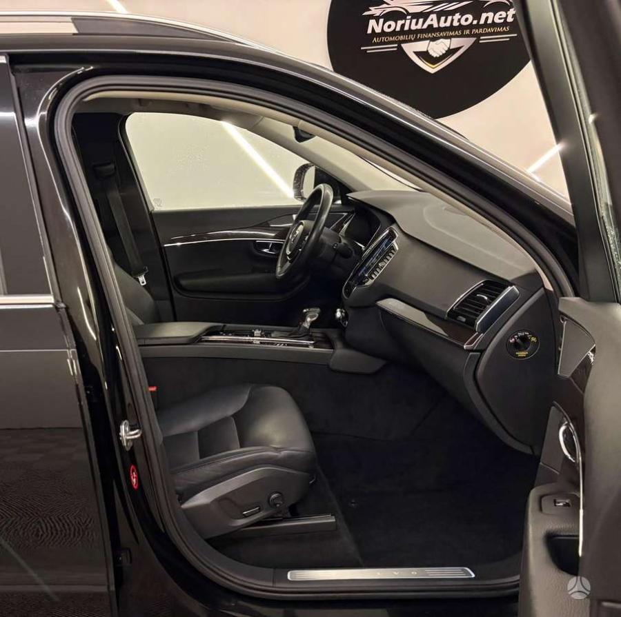 Melns Volvo XC90 2015 Marijampole, ar dzinēja tilpumu 1.97 L un nobraukumu 304 tūkst. km par 17250 €, foto 15 vietnē AUTOMOTO.COM.LV