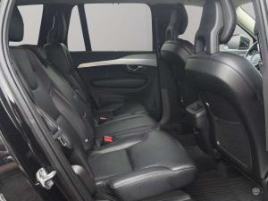 Black Volvo XC90 2015 in Vilnius, with an engine capacity of 2.00 L and mileage of 264 thousand km for 19999 €, photo 10 on AUTOMOTO.COM.LV