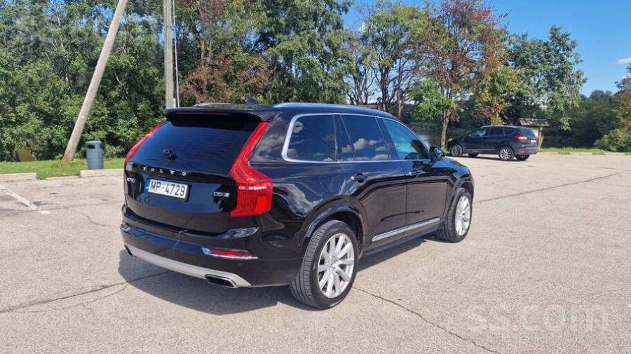 Melns Volvo XC90 2015 Rīga, ar dzinēja tilpumu 2.00 L un nobraukumu 301 tūkst. km par 14500 €, foto 5 vietnē AUTOMOTO.COM.LV