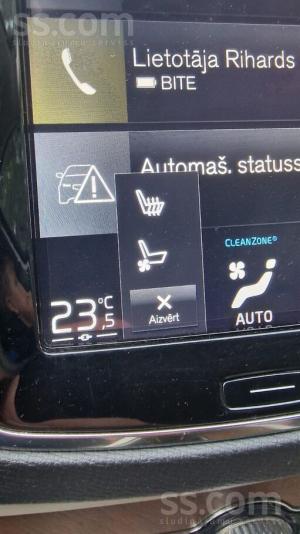 Melns Volvo XC90 2015 Rīga, ar dzinēja tilpumu 2.00 L un nobraukumu 301 tūkst. km par 14500 €, foto 6 vietnē AUTOMOTO.COM.LV
