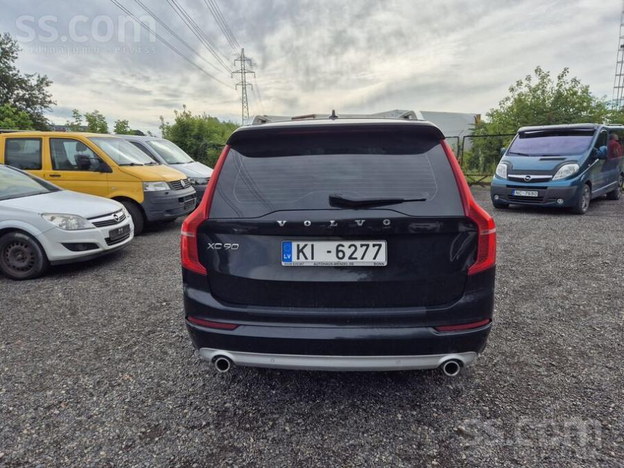 Black Volvo XC90 2016 in Riga, with an engine capacity of 2.00 L and mileage of 162 thousand km for 26590 €, photo 7 on AUTOMOTO.COM.LV