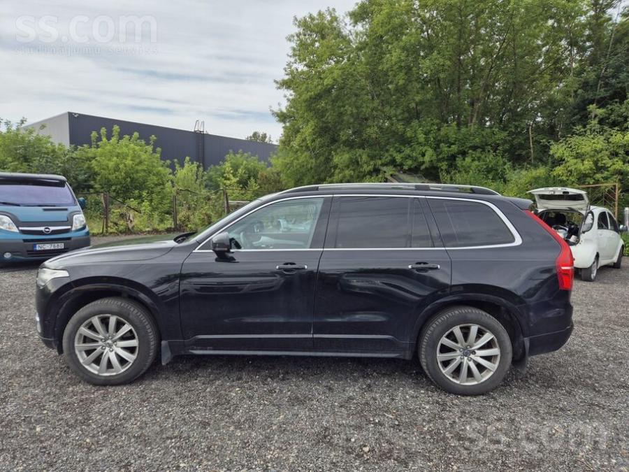 Black Volvo XC90 2016 in Riga, with an engine capacity of 2.00 L and mileage of 162 thousand km for 26590 €, photo 9 on AUTOMOTO.COM.LV