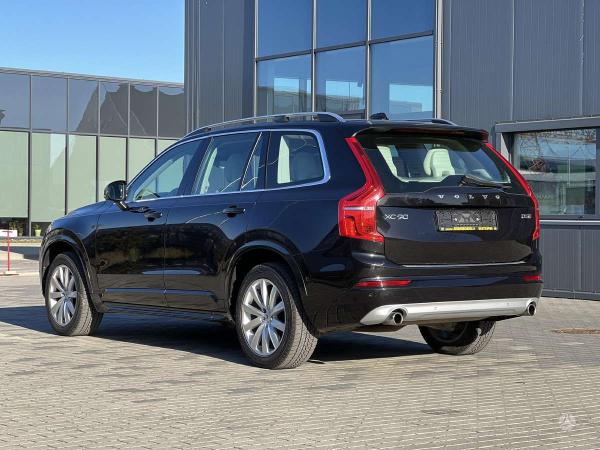 Black Volvo XC90 2016 in Siauliai, with an engine capacity of 1.97 L and mileage of 309 thousand km for 17900 €, photo 11 on AUTOMOTO.COM.LV