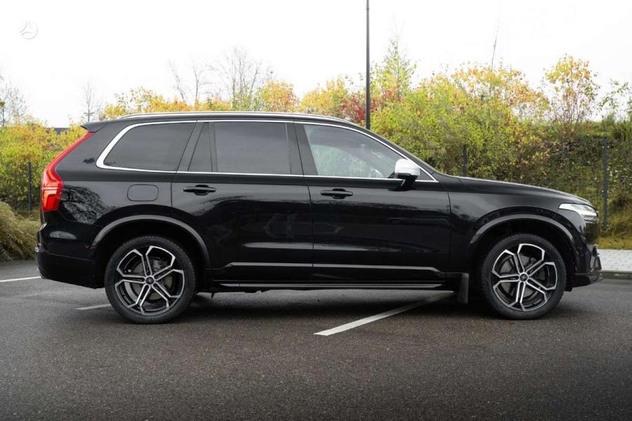 Melns Volvo XC90 2016 Viļņa, ar dzinēja tilpumu 1.97 L un nobraukumu 212 tūkst. km par 23500 €, foto 7 vietnē AUTOMOTO.COM.LV