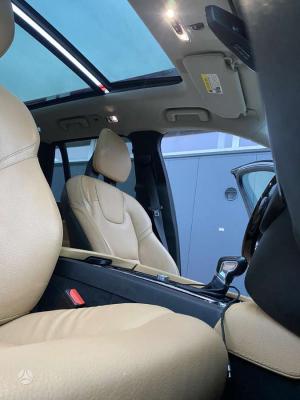 Melns Volvo XC90 2016 Šauļi, ar dzinēja tilpumu 1.97 L un nobraukumu 258 tūkst. km par 18900 €, foto 14 vietnē AUTOMOTO.COM.LV