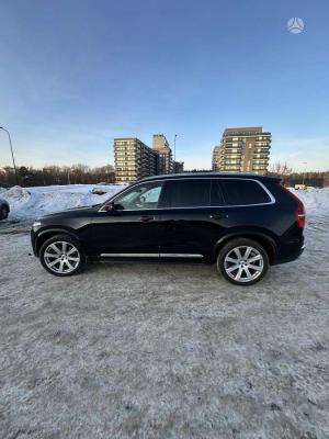 Melns Volvo XC90 2016 Viļņa, ar dzinēja tilpumu 1.97 L un nobraukumu 137 tūkst. km par 22300 €, foto 3 vietnē AUTOMOTO.COM.LV