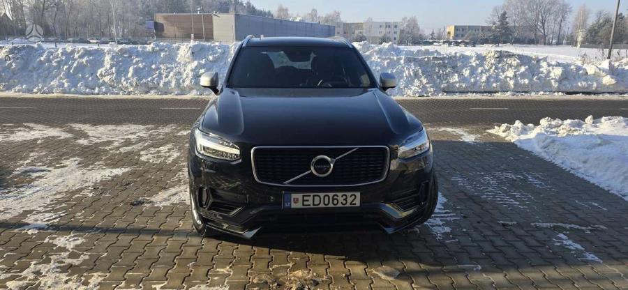 Black Volvo XC90 2016 in Vilnius, with an engine capacity of 2.00 L and mileage of 152 thousand km for 25100 €, photo 1 on AUTOMOTO.COM.LV
