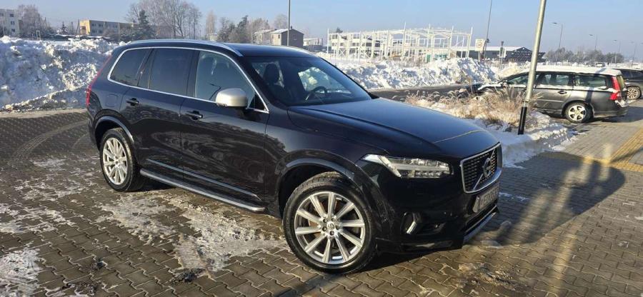 Black Volvo XC90 2016 in Vilnius, with an engine capacity of 2.00 L and mileage of 152 thousand km for 25100 €, photo 3 on AUTOMOTO.COM.LV