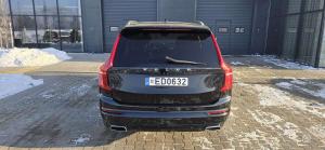 Black Volvo XC90 2016 in Vilnius, with an engine capacity of 2.00 L and mileage of 152 thousand km for 25100 €, photo 4 on AUTOMOTO.COM.LV
