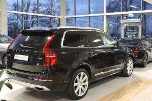 Black Volvo XC90 2016 in Vilnius, with an engine capacity of 1.97 L and mileage of 149 thousand km for 23000 €, photo 4 on AUTOMOTO.COM.LV