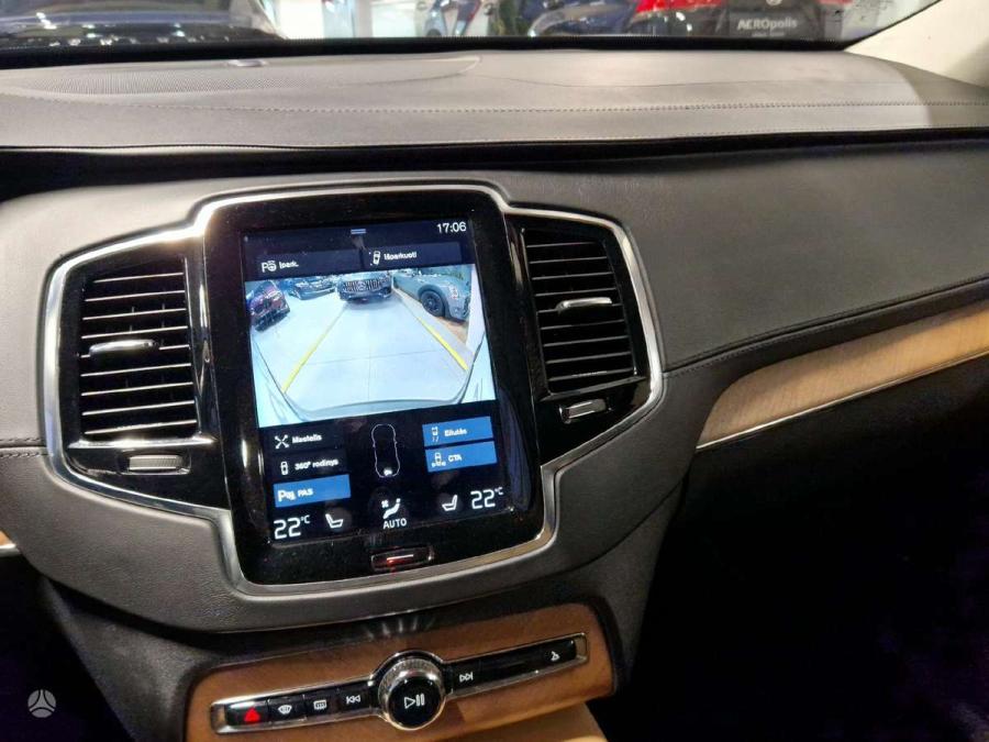 Black Volvo XC90 2016 in Vilnius, with an engine capacity of 1.97 L and mileage of 149 thousand km for 23000 €, photo 15 on AUTOMOTO.COM.LV