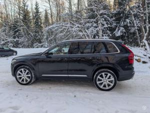 Black Volvo XC90 2016 in Kaunas, with an engine capacity of 1.97 L and mileage of 176 thousand km for 26000 €, photo 6 on AUTOMOTO.COM.LV