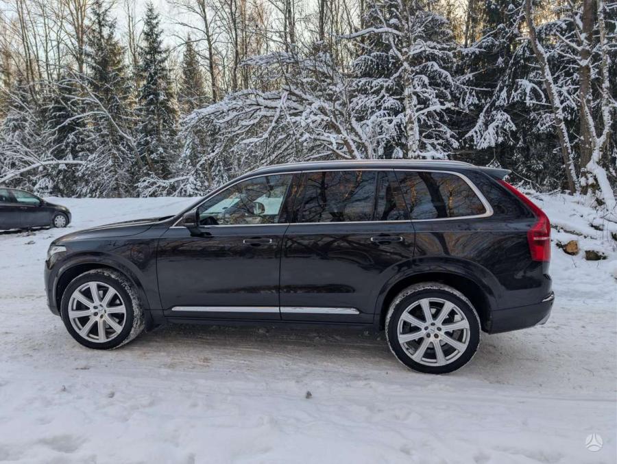 Black Volvo XC90 2016 in Kaunas, with an engine capacity of 1.97 L and mileage of 176 thousand km for 26000 €, photo 6 on AUTOMOTO.COM.LV