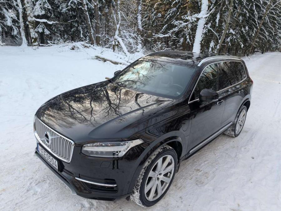 Black Volvo XC90 2016 in Kaunas, with an engine capacity of 1.97 L and mileage of 176 thousand km for 26000 €, photo 7 on AUTOMOTO.COM.LV