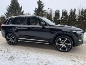 Melns Volvo XC90 2016 Alīta, ar dzinēja tilpumu 1.97 L un nobraukumu 192 tūkst. km par 18700 €, foto 2 vietnē AUTOMOTO.COM.LV