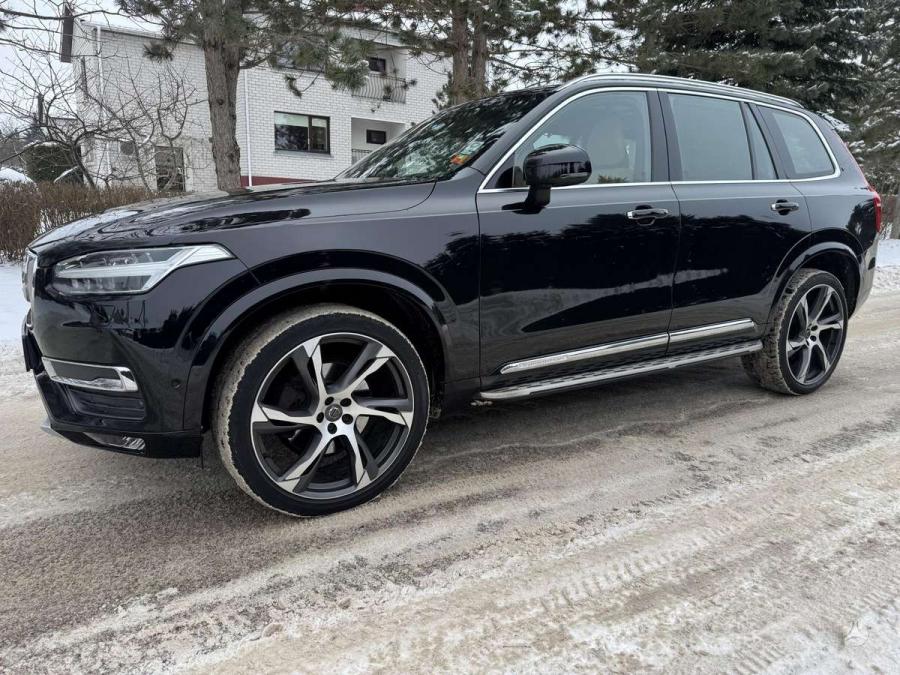 Melns Volvo XC90 2016 Alīta, ar dzinēja tilpumu 1.97 L un nobraukumu 192 tūkst. km par 18700 €, foto 5 vietnē AUTOMOTO.COM.LV