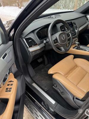 Melns Volvo XC90 2016 Alīta, ar dzinēja tilpumu 1.97 L un nobraukumu 192 tūkst. km par 18700 €, foto 15 vietnē AUTOMOTO.COM.LV