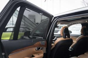 Black Volvo XC90 2016 in Vilnius, with an engine capacity of 1.97 L and mileage of 138 thousand km for 20900 €, photo 17 on AUTOMOTO.COM.LV