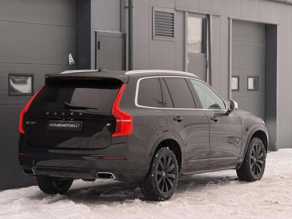 Melns Volvo XC90 2016 Kauņa, ar dzinēja tilpumu 1.97 L un nobraukumu 267 tūkst. km par 18999 €, foto 2 vietnē AUTOMOTO.COM.LV