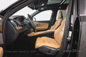 Black Volvo XC90 2016 in Tallinn, with an engine capacity of 2.00 L and mileage of 218 thousand km for 25900 €, photo 7 on AUTOMOTO.COM.LV