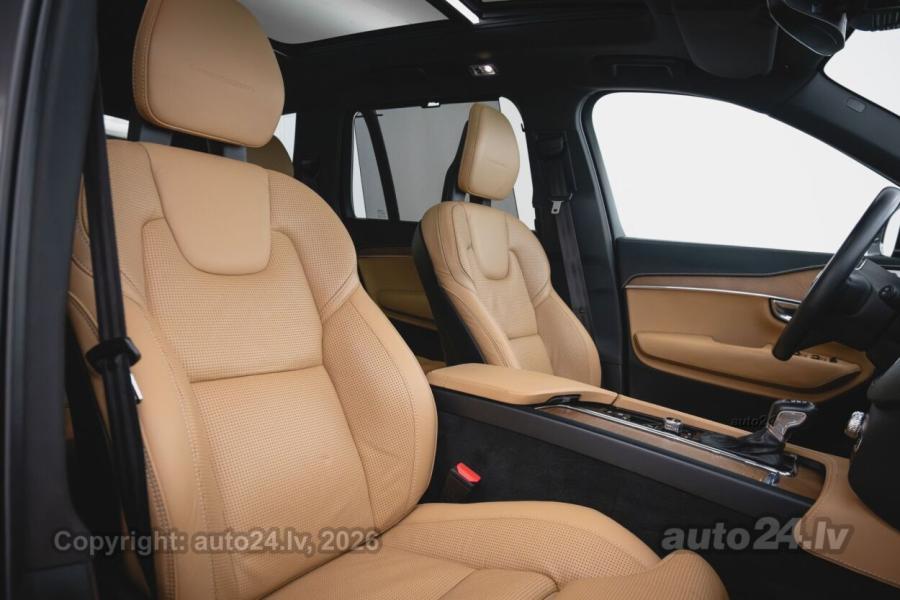 Black Volvo XC90 2016 in Tallinn, with an engine capacity of 2.00 L and mileage of 218 thousand km for 25900 €, photo 12 on AUTOMOTO.COM.LV
