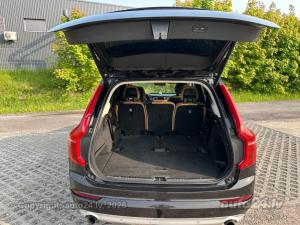 Black Volvo XC90 2016 in Parnu, with an engine capacity of 2.00 L and mileage of 278 thousand km for 23900 €, photo 8 on AUTOMOTO.COM.LV