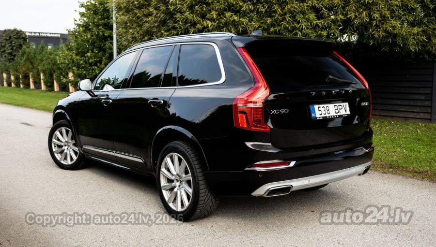 Black Volvo XC90 2016 in Tallinn, with an engine capacity of 2.00 L and mileage of 184 thousand km for 25990 €, photo 6 on AUTOMOTO.COM.LV