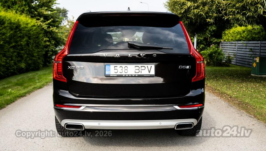 Black Volvo XC90 2016 in Tallinn, with an engine capacity of 2.00 L and mileage of 184 thousand km for 25990 €, photo 7 on AUTOMOTO.COM.LV
