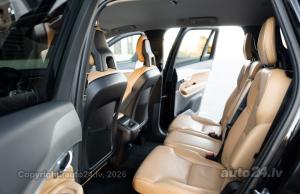 Black Volvo XC90 2016 in Tallinn, with an engine capacity of 2.00 L and mileage of 184 thousand km for 25990 €, photo 9 on AUTOMOTO.COM.LV