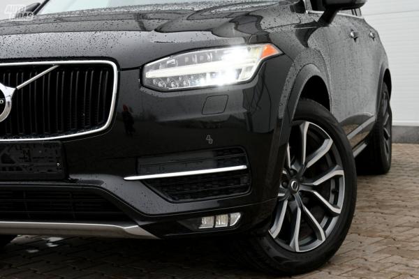 Black Volvo XC90 2016 in Kretinga, with an engine capacity of 2.00 L and mileage of 229 thousand km for 16499 €, photo 5 on AUTOMOTO.COM.LV