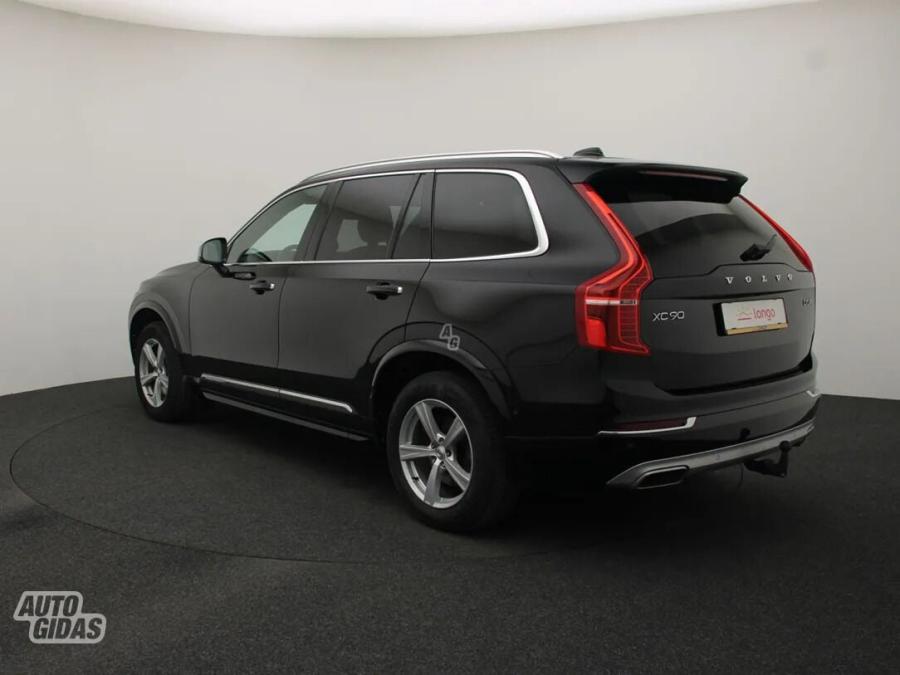 Black Volvo XC90 2016 in Vilnius, with an engine capacity of 2.00 L and mileage of 170 thousand km for 25599 €, photo 8 on AUTOMOTO.COM.LV