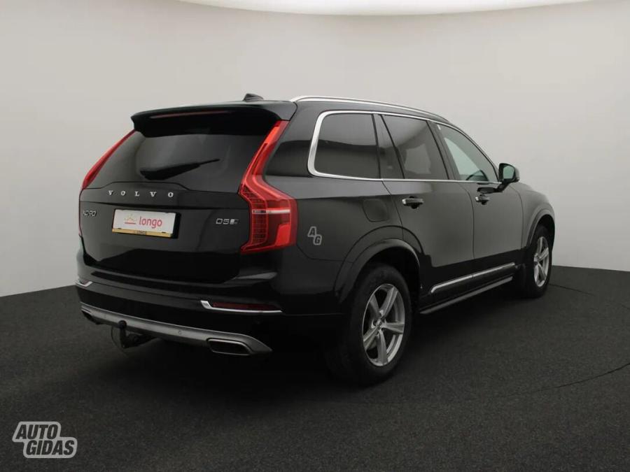 Black Volvo XC90 2016 in Vilnius, with an engine capacity of 2.00 L and mileage of 170 thousand km for 25599 €, photo 9 on AUTOMOTO.COM.LV