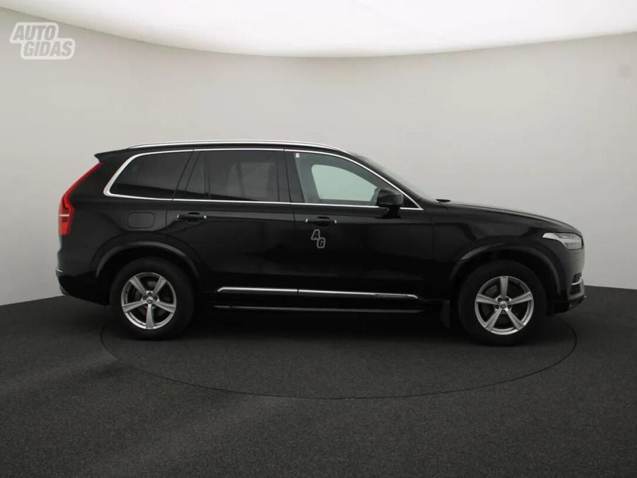 Black Volvo XC90 2016 in Vilnius, with an engine capacity of 2.00 L and mileage of 170 thousand km for 25599 €, photo 10 on AUTOMOTO.COM.LV