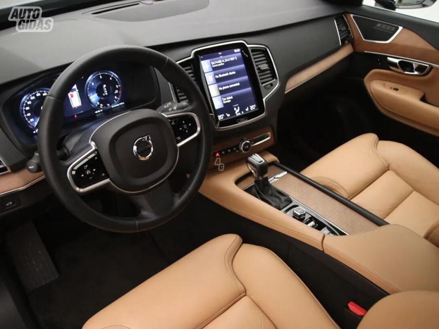 Black Volvo XC90 2016 in Vilnius, with an engine capacity of 2.00 L and mileage of 170 thousand km for 25599 €, photo 18 on AUTOMOTO.COM.LV