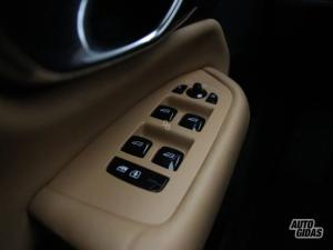 Black Volvo XC90 2016 in Vilnius, with an engine capacity of 2.00 L and mileage of 170 thousand km for 25599 €, photo 28 on AUTOMOTO.COM.LV