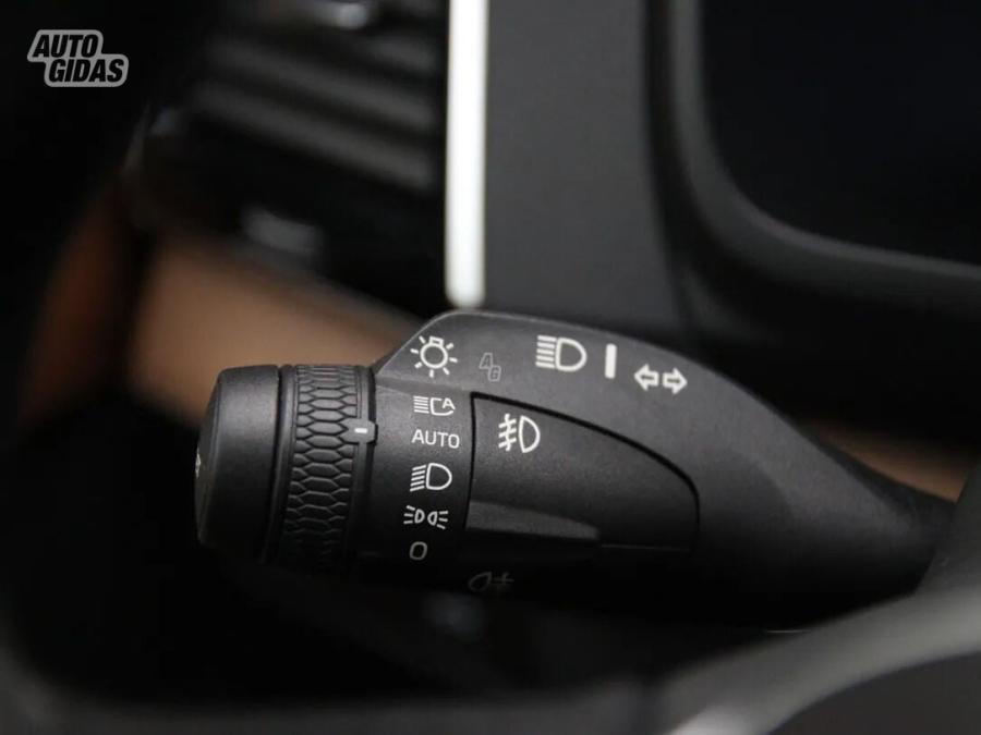 Black Volvo XC90 2016 in Vilnius, with an engine capacity of 2.00 L and mileage of 170 thousand km for 25599 €, photo 29 on AUTOMOTO.COM.LV