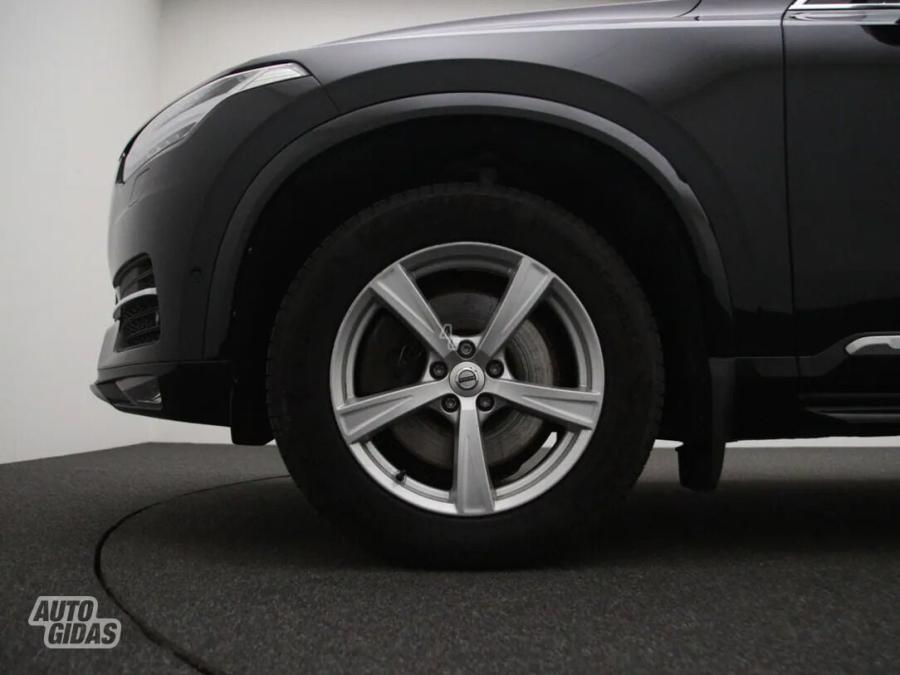 Black Volvo XC90 2016 in Vilnius, with an engine capacity of 2.00 L and mileage of 170 thousand km for 25599 €, photo 30 on AUTOMOTO.COM.LV