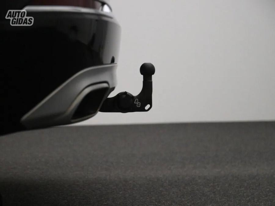 Black Volvo XC90 2016 in Vilnius, with an engine capacity of 2.00 L and mileage of 170 thousand km for 25599 €, photo 31 on AUTOMOTO.COM.LV