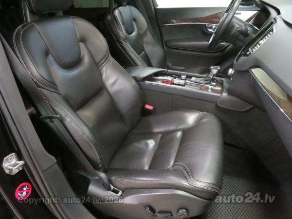 Melns Volvo XC90 2016 Tallina, ar dzinēja tilpumu 2.00 L un nobraukumu 338 tūkst. km par 17500 €, foto 4 vietnē AUTOMOTO.COM.LV