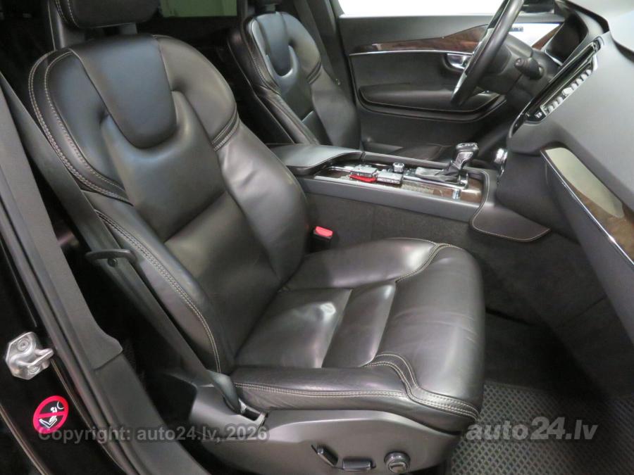 Melns Volvo XC90 2016 Tallina, ar dzinēja tilpumu 2.00 L un nobraukumu 338 tūkst. km par 17500 €, foto 5 vietnē AUTOMOTO.COM.LV