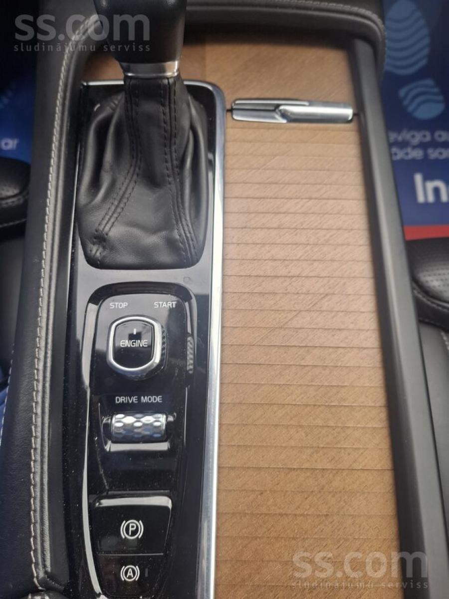 Melns Volvo XC90 2016 Talsi, ar dzinēja tilpumu 2.00 L un nobraukumu 164 tūkst. km par 23800 €, foto 20 vietnē AUTOMOTO.COM.LV