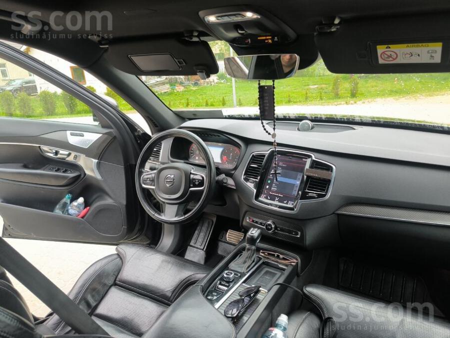 Black Volvo XC90 2016 in Ogre, with an engine capacity of 2.00 L and mileage of 0 thousand km for 17500 €, photo 4 on AUTOMOTO.COM.LV