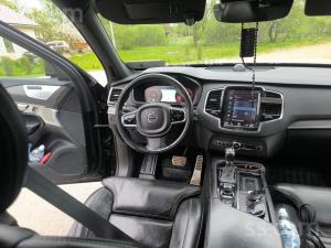 Black Volvo XC90 2016 in Ogre, with an engine capacity of 2.00 L and mileage of 0 thousand km for 17500 €, photo 5 on AUTOMOTO.COM.LV