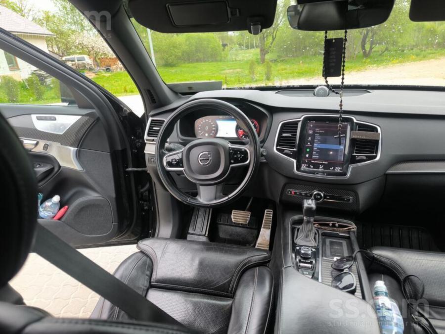 Black Volvo XC90 2016 in Ogre, with an engine capacity of 2.00 L and mileage of 0 thousand km for 17500 €, photo 5 on AUTOMOTO.COM.LV