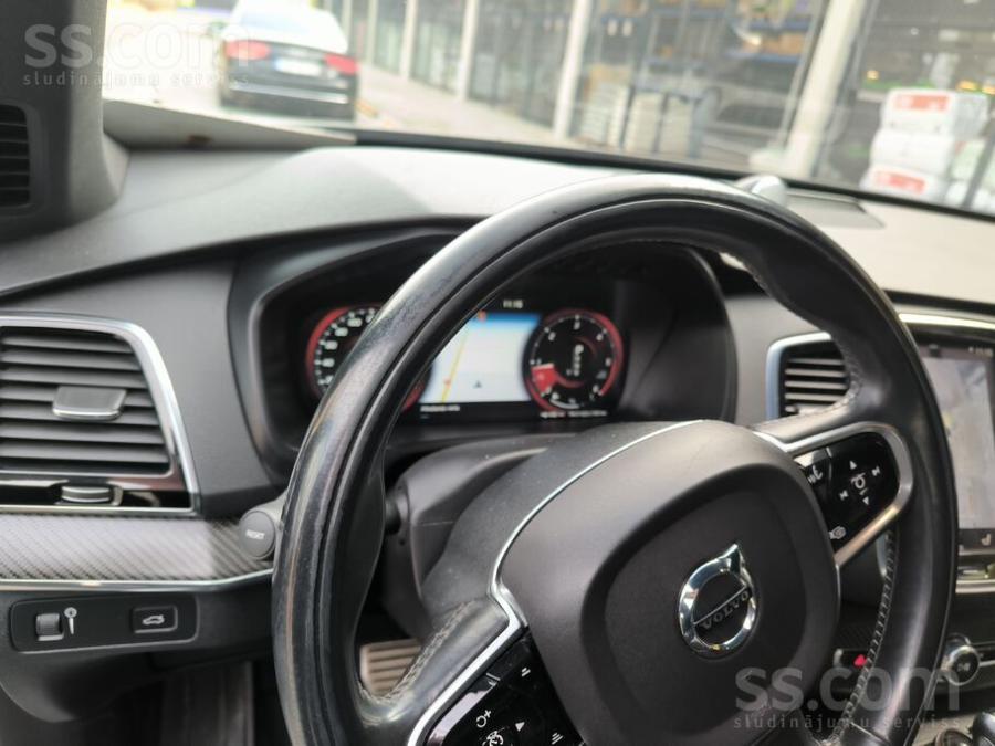 Melns Volvo XC90 2016 Ogre, ar dzinēja tilpumu 2.00 L un nobraukumu 340 tūkst. km par 18995 €, foto 5 vietnē AUTOMOTO.COM.LV