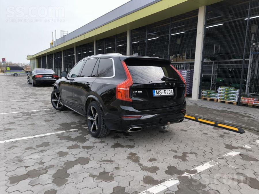 Melns Volvo XC90 2016 Ogre, ar dzinēja tilpumu 2.00 L un nobraukumu 340 tūkst. km par 18995 €, foto 9 vietnē AUTOMOTO.COM.LV