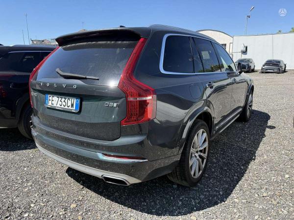 Black Volvo XC90 2016 in Siauliai, with an engine capacity of 1.97 L and mileage of 151 thousand km for 13900 €, photo 4 on AUTOMOTO.COM.LV